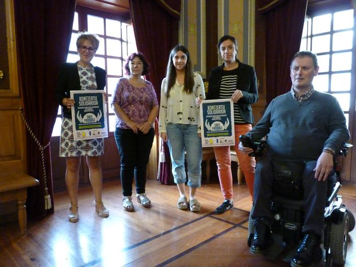 Errefuxiatuen aldeko kontzertu solidarioa egingo dute Bergaran urriaren ... Errefuxiatuen aldeko kontzertu solidarioa egingo dute Bergaran urriaren ...