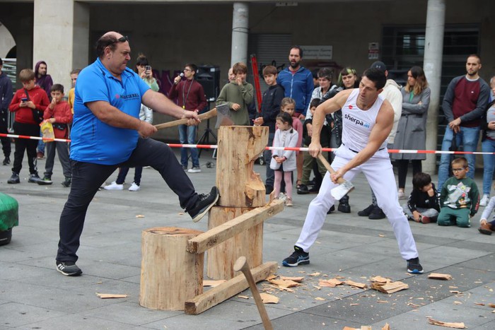 Harria, aizkora, lasto altxatzea eta duatloia, herri kirolen ...