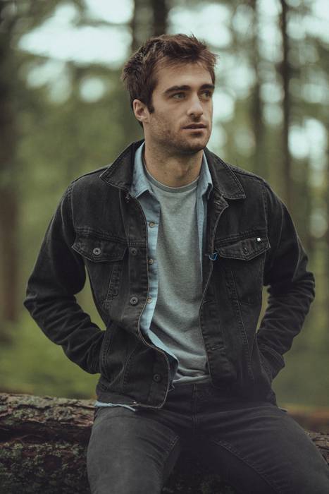 Alex Irazusta (Nogen musika taldeko gitarra-jolea): "Gure taldearen ...